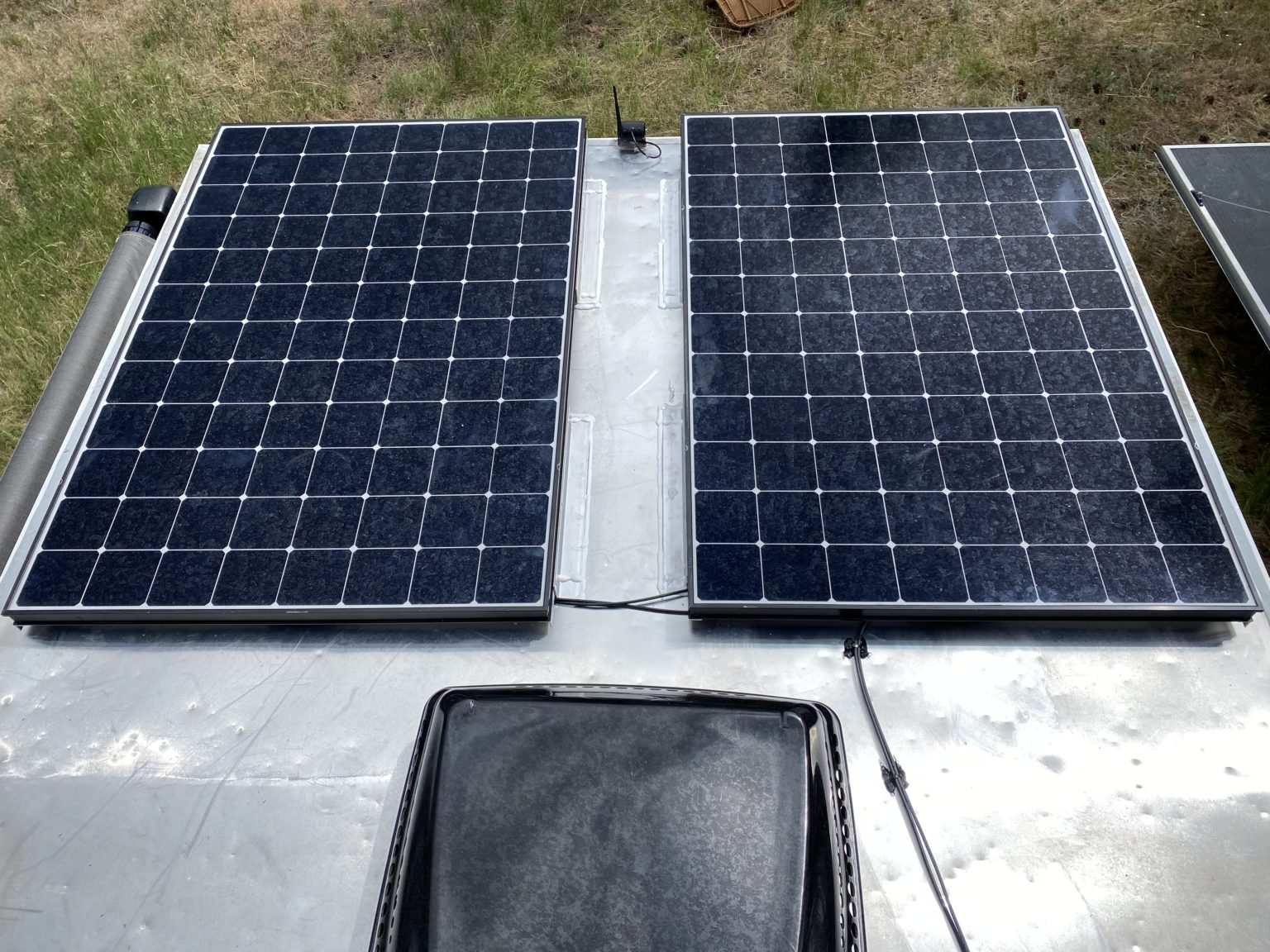 700 Watt Solar, Lifeline batteries 20' ATC w/Onan - The BoonDoctor