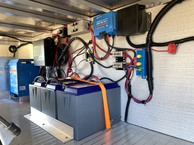 700w of Solar, 3000w inverter/Cerbo GX, 3.6kWh of Battle Born on ATC ...